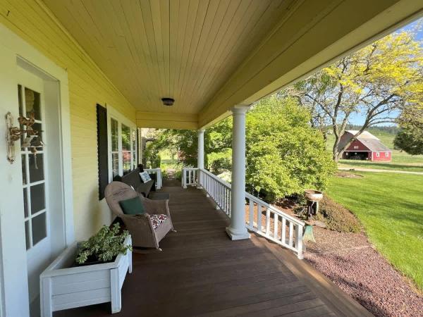 Barn Owl Hill Farm 1911 Farm Home W Vineyard View - Dallas, OR