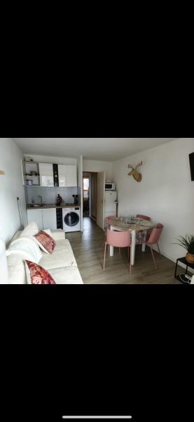 Vue Sur La Montagne Au Cœur Des Pistes - Les Fourgs