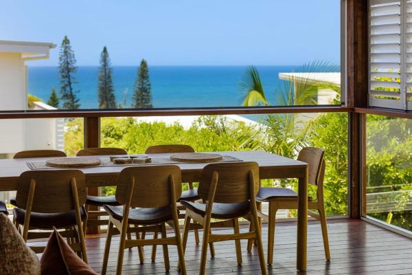 2 Allure, 20 Belmore Tce - Stylish Coastal Retreat - Noosa