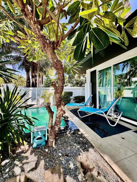 Pool Villa Karaoke Jomtien Pattaya - Wichian Buri District