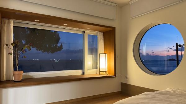 Yeoulhyang, And Dam - Busan