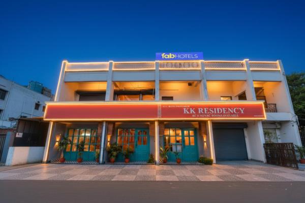 Fabhotel Kk Residency - 데라둔