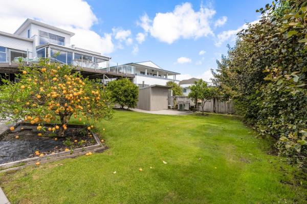 Peaceful Paradise - Waihi Beach Holiday Home - Waihi Beach