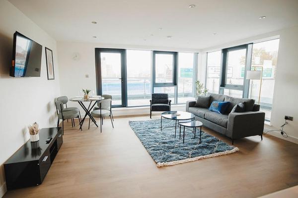 2 Bed Leeds Centre - Parking, Terrace, Darts - Leeds