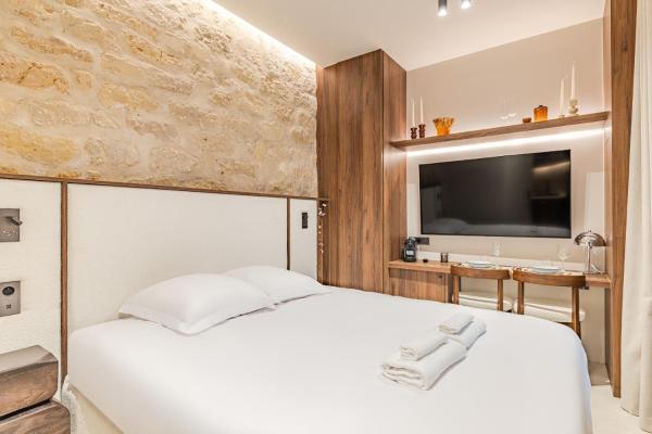 Le Confidentiel - La Fayette - Gare du Nord - Paris