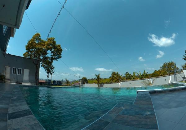 La Fahniente - Yaundé