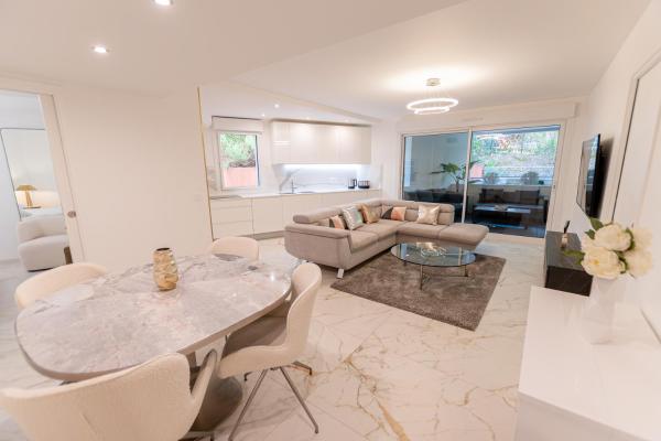 Rez-de-jardin à Cannes Centre - Luxe & Design - Cannes