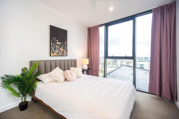 Chic And Comfy 1br W Balcony - South Brisbane 12111 - Milton, Australia