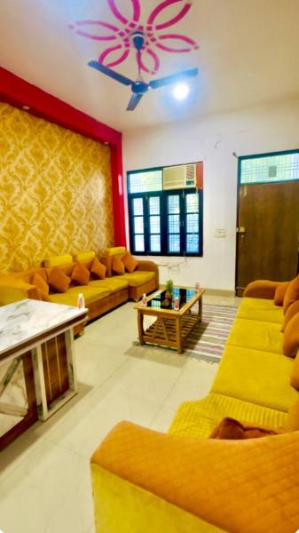 Lx Studio Rooms - Lucknow