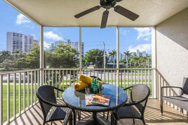 Alluring Condo With Pool, Tennis And Steps To Beach - Marco Island, FL