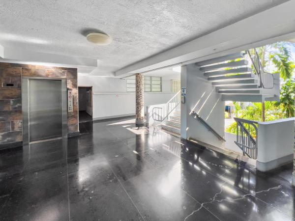 Condado Studio With Pool Walk To Beach N Dining - San Juan, Puerto Rico