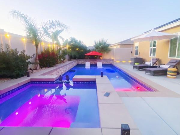 Resort Living In The Desert With Pool & Jacuzzi - Perris, CA