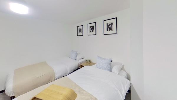 Lowloft Studio Flat - Bury