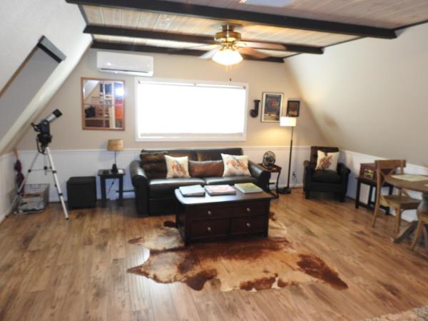 Historic Gold Town Loft A-frame 1 Bedroom With Sofa Sleeper Wifi - Julian, CA