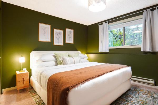 Fern Nook - Glacier, WA