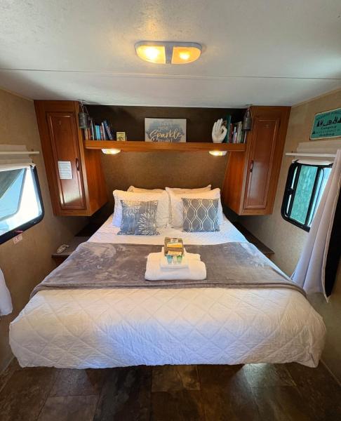 Zenden Rv By The Sea In Los Osos - Montana