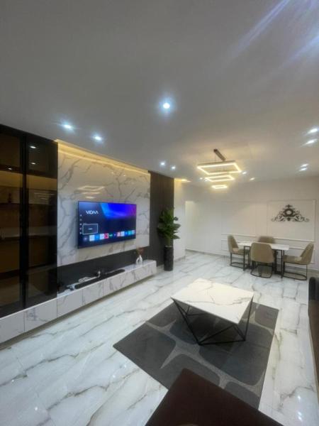 Fantasy Suite - 2 Bed - Lagos