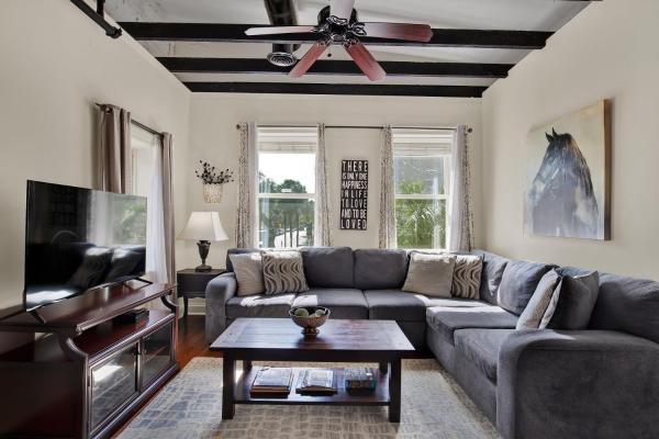 City Market Loft 1 - Savannah, GA