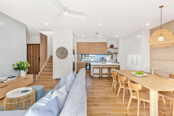 Grandview Luxe- Central Barwon Heads, Brand New, Sleeps 6, Aircon, Parking, Wifi, Walk To Beach And Shops - Ocean Grove