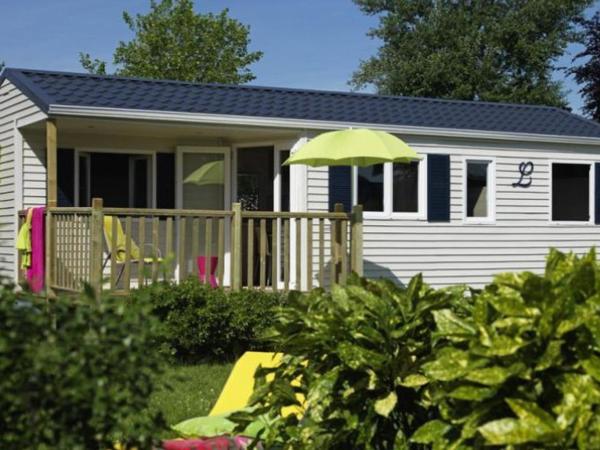 Mobil Home Avec Terrasse à Loudéac Pour 4 Personnes - Api-1-52-898 - Côtes-d'Armor