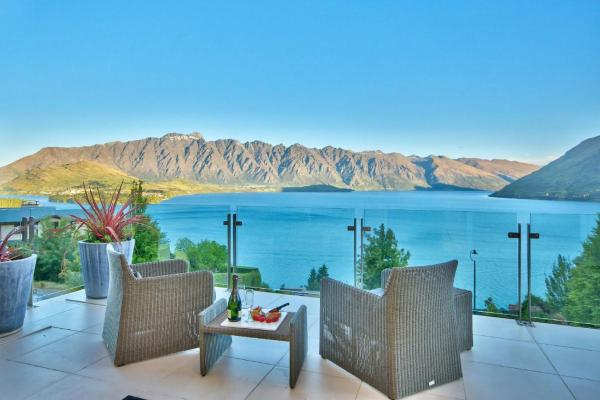 Q By The Lake Aspen Grove Stunning Views - Queenstown