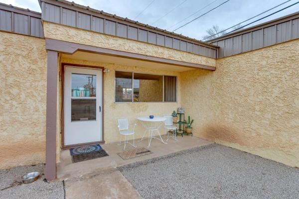 Free 50 Gift Card! Near Prime Shopping & Dinning! Sierra Vista Hideaway - New Mexico