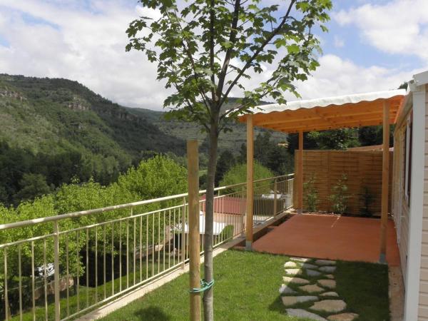 Mobil-home 28m² Avec Terrasse à Saint-rome-de-tarn - Api-1-52-993 - Aveyron