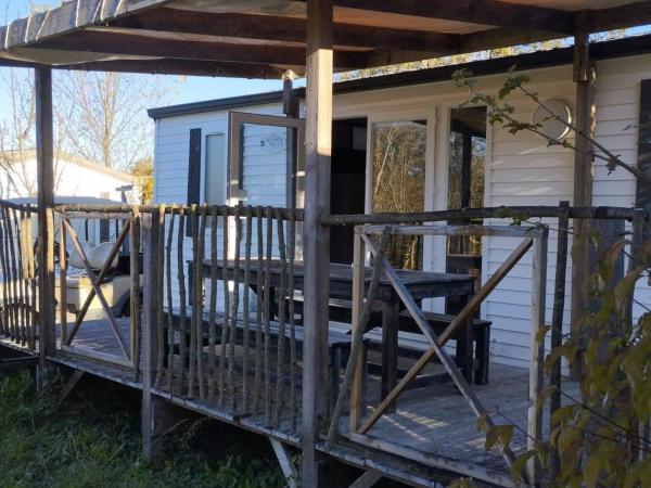 Mobil-home Confortable Avec Terrasse Pour 5 Personnes - Api-1-52-1020 - Villefranche-de-Rouergue