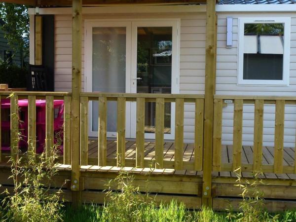 Mobil-home Confortable Avec Terrasse à Saint-lunaire - Api-1-52-1090 - Pleurtuit