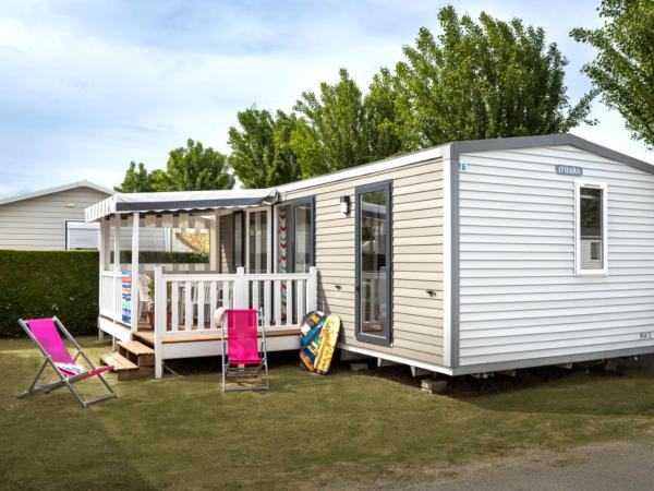 Mobil-home De 30m² Avec Terrasse, 2 Chambres à Saint-jean-de-monts - Api-1-52-1121 - Saint-Jean-de-Monts