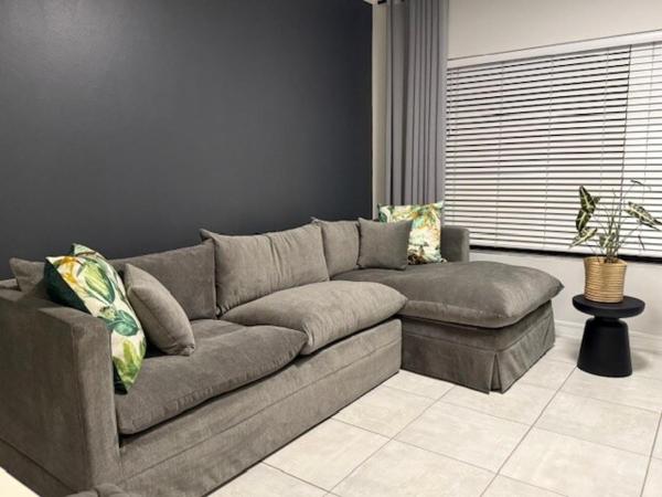 Luxury Coastal Escape In Strand - 西薩默塞特