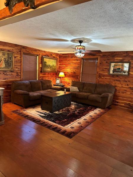 Dustys Hideaway - Morristown, TN