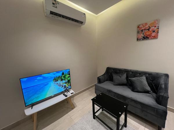 Fully Equipped Premium Studio, Smart Access With Cleaning Service - Dammam