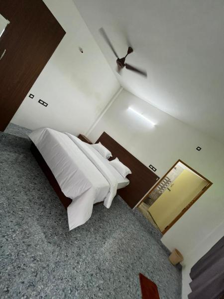 Ocean Luxe Inn - ポンディシェリー