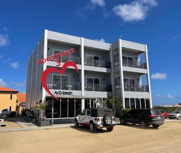 Luxury 2-br Apartment Nr 3 - Aruba