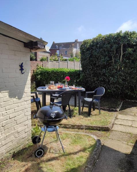 La Cabane De Bonsecours - Plage de Dieppe