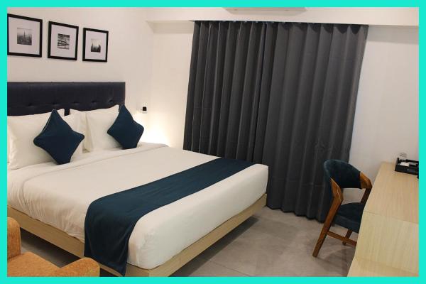 Hotel Royal Mantra Palace - Near Shree Mahakal Temple , Luxuary Rooms With Roof Top , Best Hotel In Prime Location - Ujjain