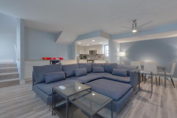 Be A Nomad - Calm Ocean Retreat Five - Jacksonville, FL