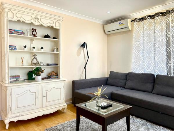 Pet Friendly Home Near Adventure World Fiona Murdoch - コッテスロー