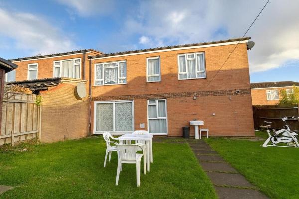 3 Bedroom House - Beaconsfield, UK