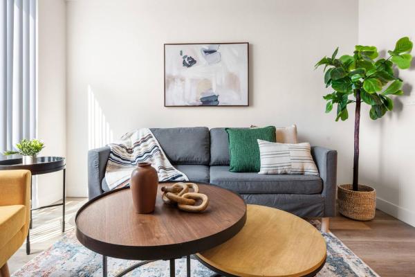 Fancy Irvine Apartment | Shopping + Dining - Orange County, CA