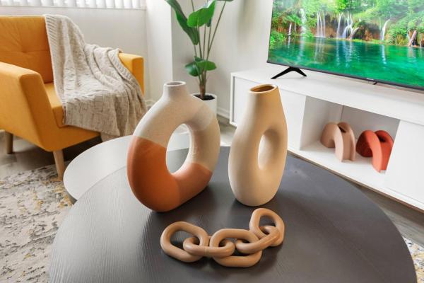 Socal Luxurious Apt Steps To The Beach & Pier - Santa Monica, CA