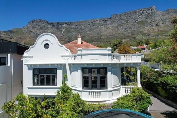 Authentic Cape Dutch Gem - Relax & Unwind - Cape Town