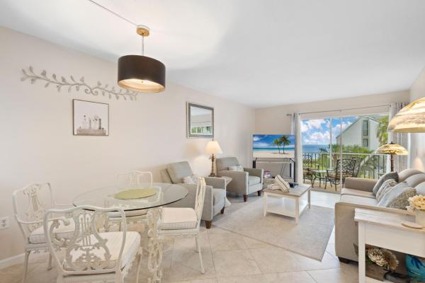 Beach Castle Resort #24 - Anna Maria Island, FL