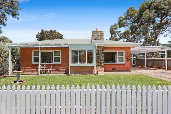 Yesterdaze - 5 North Tce, Port Elliot - Middleton, South Australia