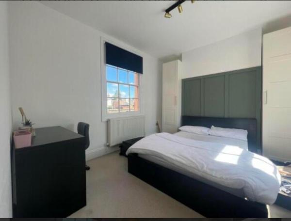 Crestview - Coventry