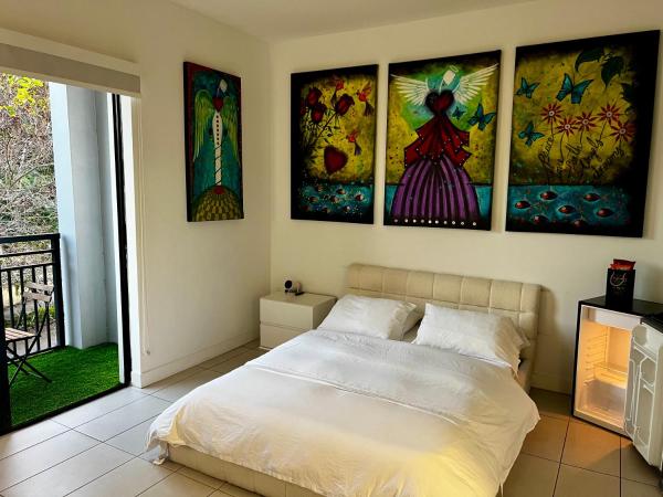 The Art House Little Havana - Miami, FL