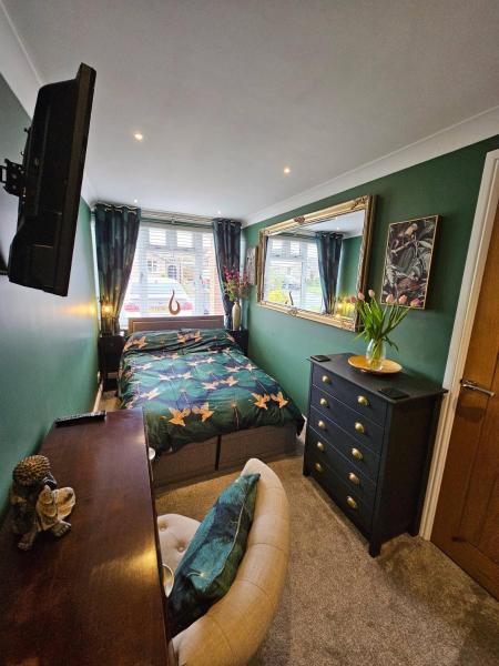 Double Room With Separate Private Kitchen - Shrewsbury