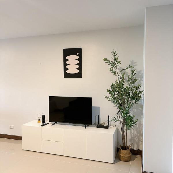 Elegant Modern White Suite - Chiang Mai