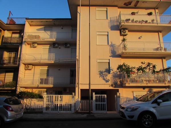 Sicily Etna Mareneve Taormina - Milo